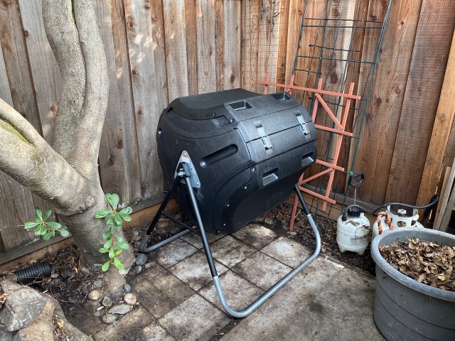 Wednesday Gardening – Composter | Andrew's View of the Week